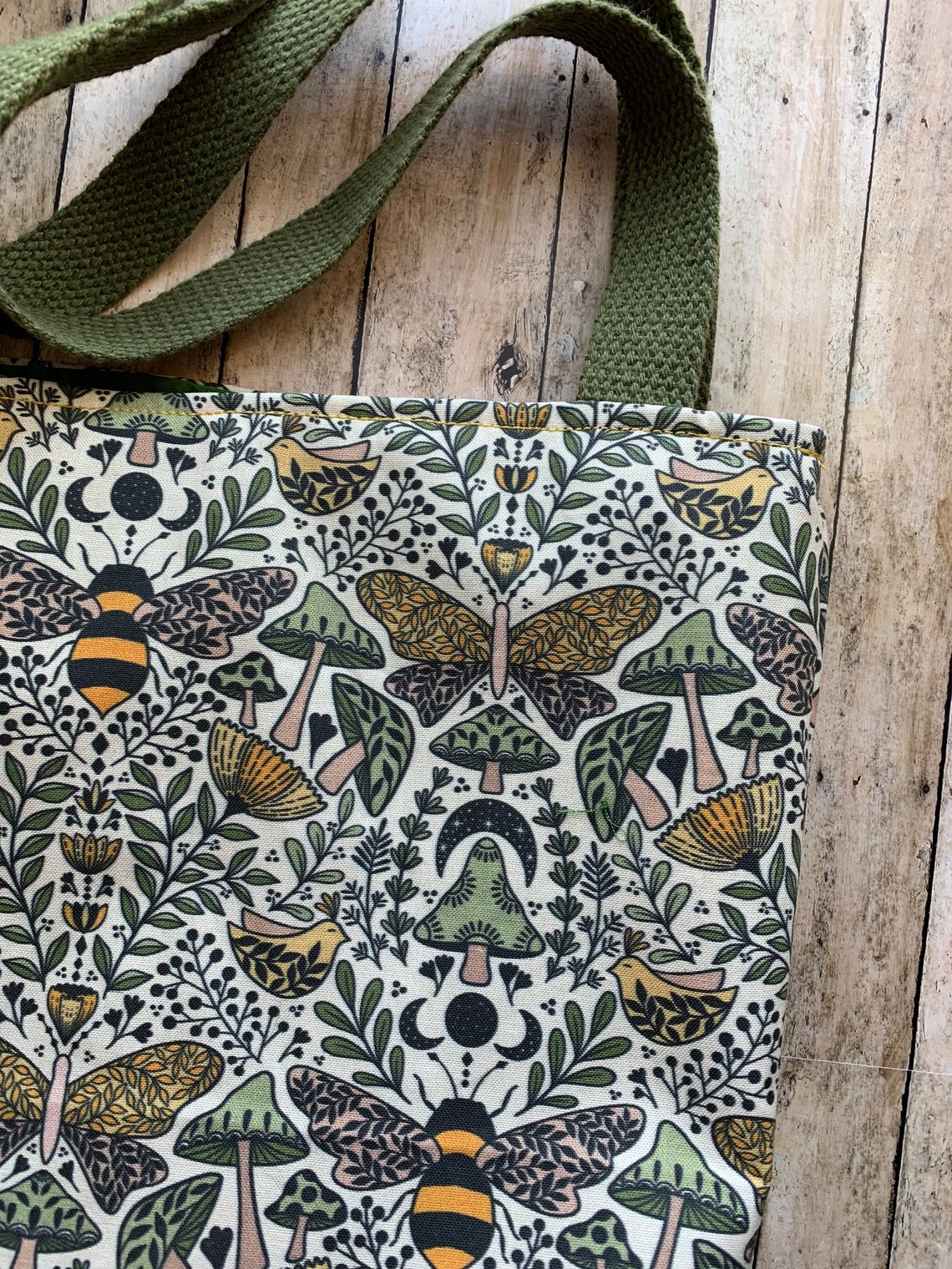 Cottagecore Shoulder Bag Bee Purse Mushroom Shoulder Purse Bag Fabric ...