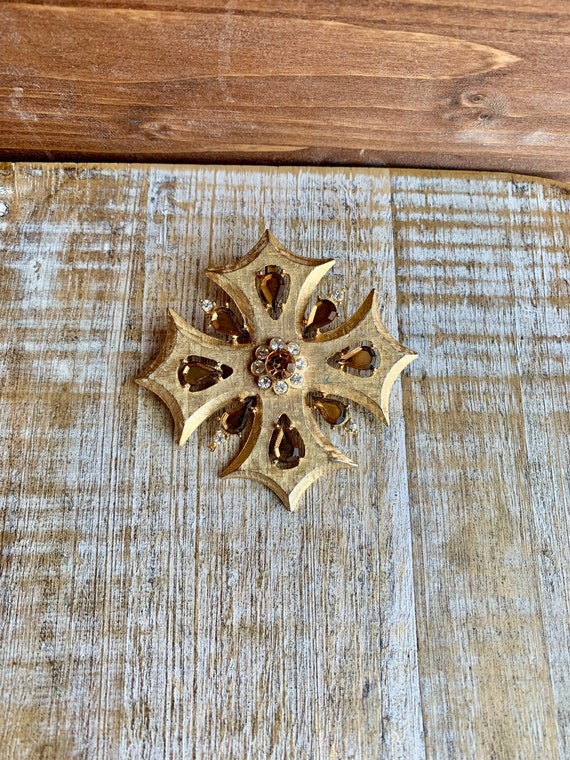 Vintage Maltese Cross Pin Pendant Rhinestone Cross Re… - Gem