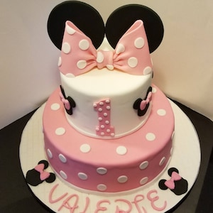 Edible Fondant Bow and Ears Cake Topper, Bow Topper. - Etsy