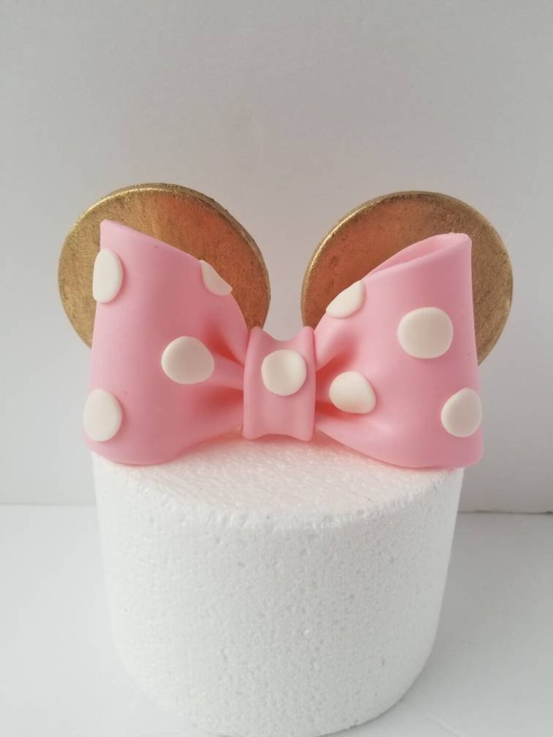 Edible Fondant Bow and Gold Ears Cake Topper - Etsy