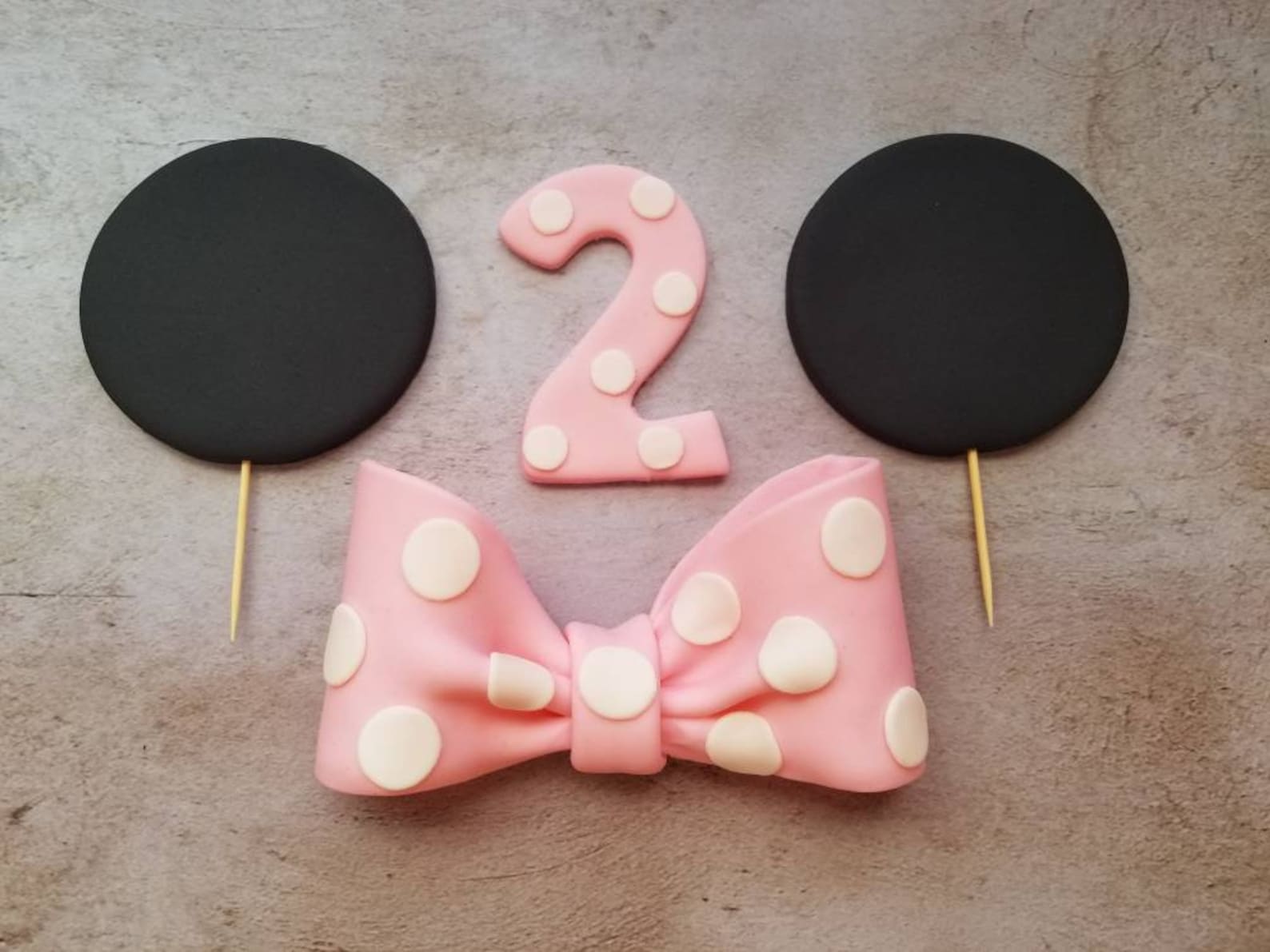 Edible Fondant Bow and Ears Cake Topper, Bow Topper. - Etsy