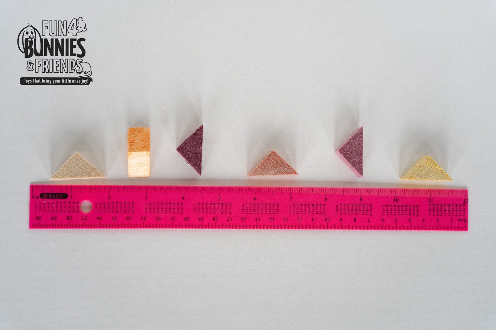 Tiny Flavored Balsa Triangles (pkg of 20)- Fruit Flavored Chew Toys for Hamsters, Gerbils, Mice ...