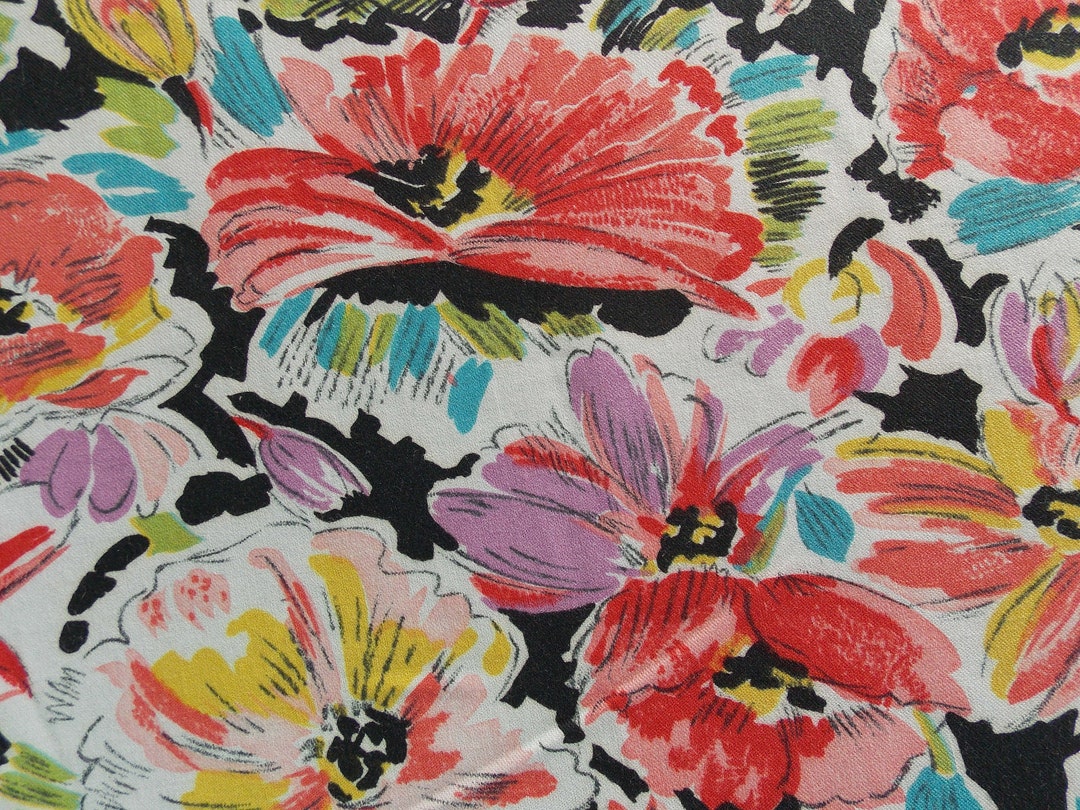100 % Cotton, Light and Lively Fabric With a Flower Design in Tones of ...