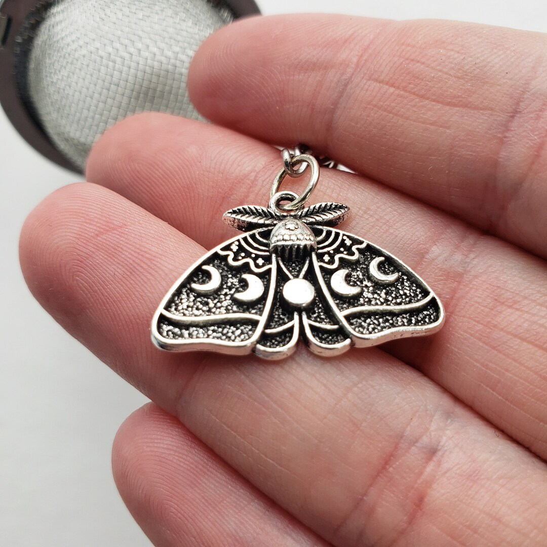 Moon Phase Moth Tea Infuser Horror Fan Loose Leaf Tea Mesh Tea Ball ...