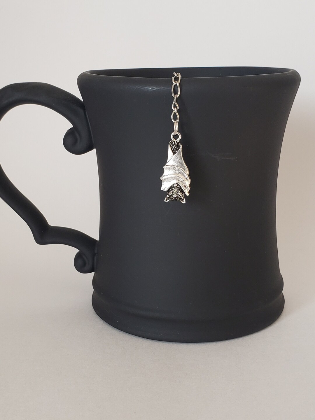 Hanging Bat Tea Infuser Horror Fan Gothic Loose Tea Halloween Tea ...