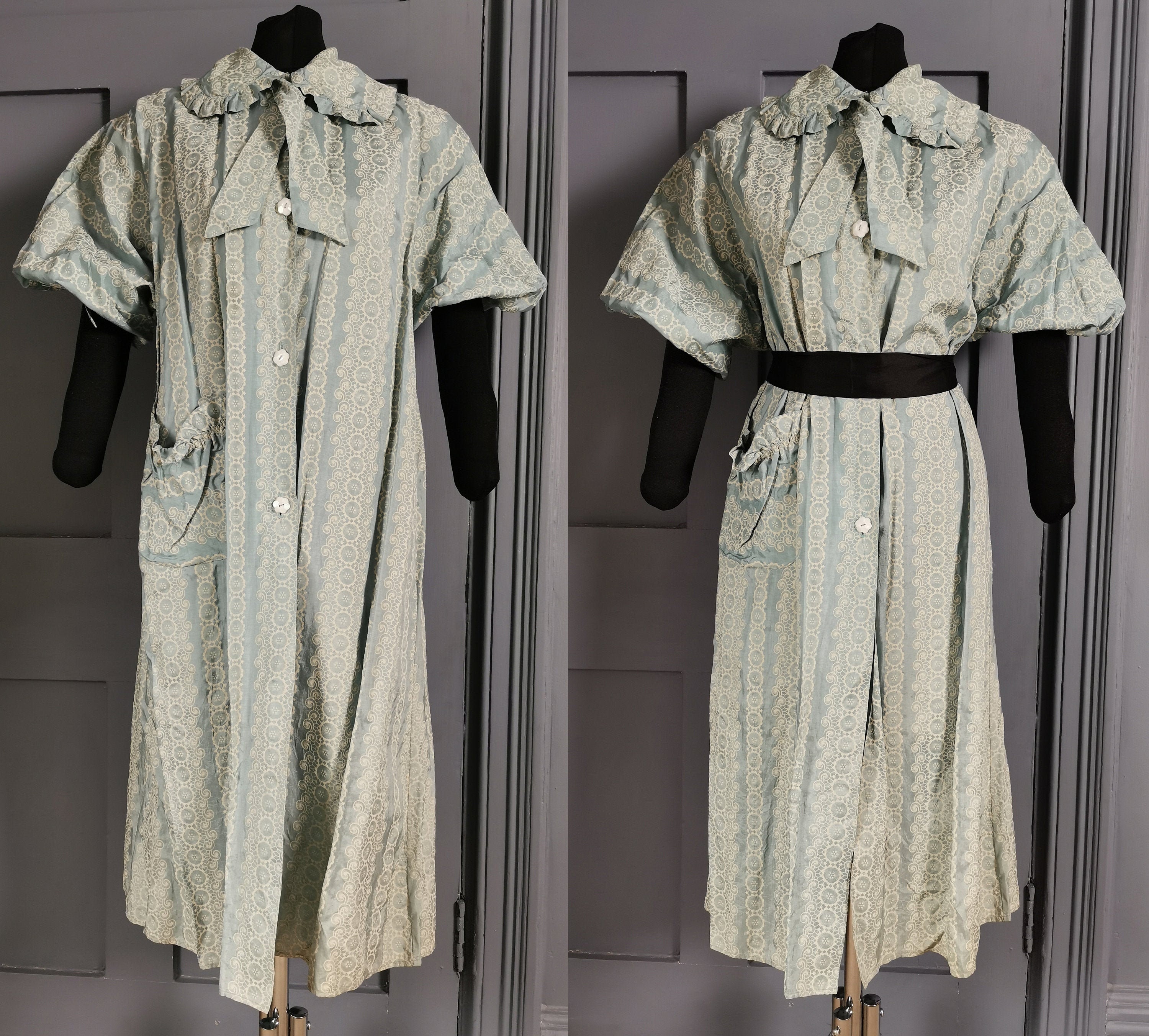 Vintage 1930s / 1950s Deco Floral Print Housecoat - Etsy UK