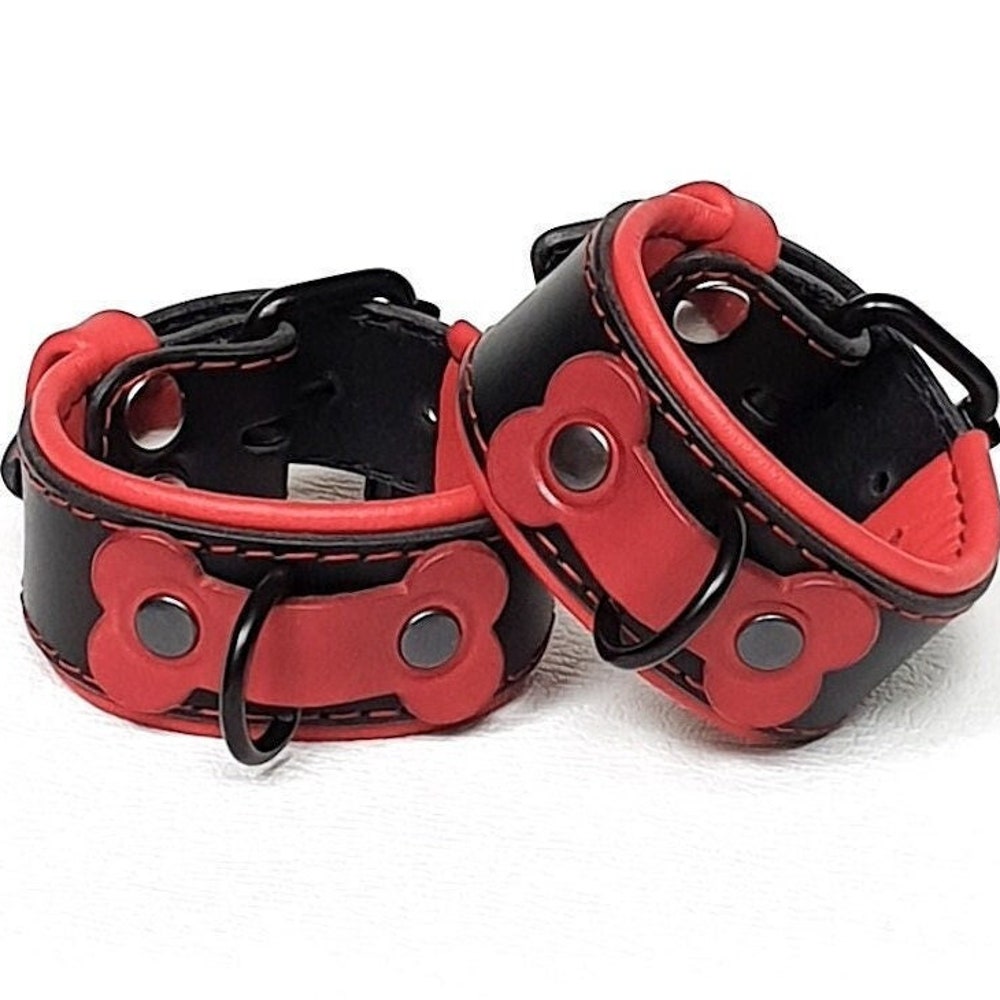 ChillisWoofStuff - Etsy