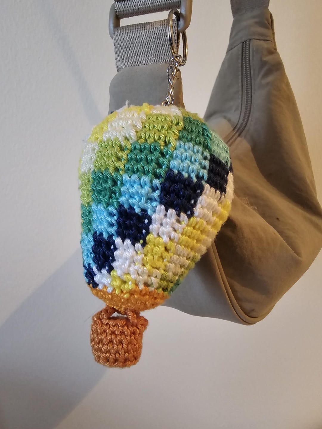 Crochet Hot Air Balloon Keychain Inspired by BTS HYYH - Etsy