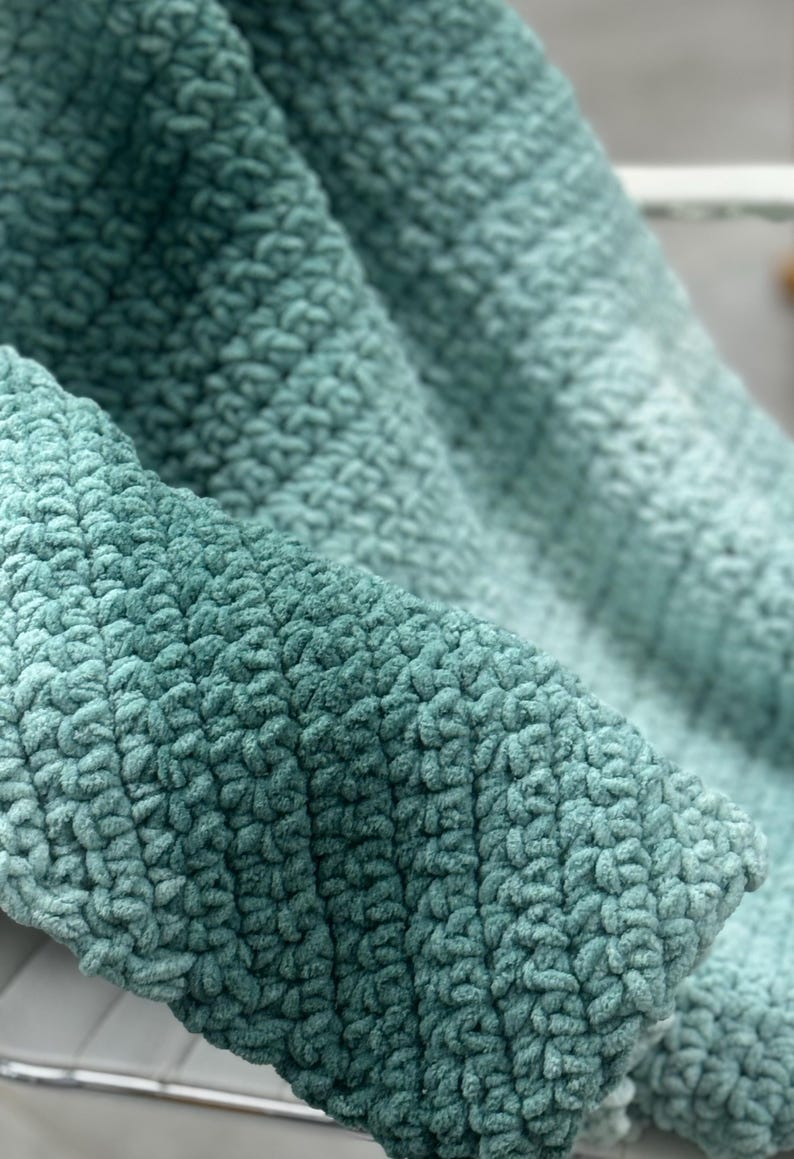 Beginner Friendly Perfect Phasing Gradient Diagonal Crochet Blanket ...