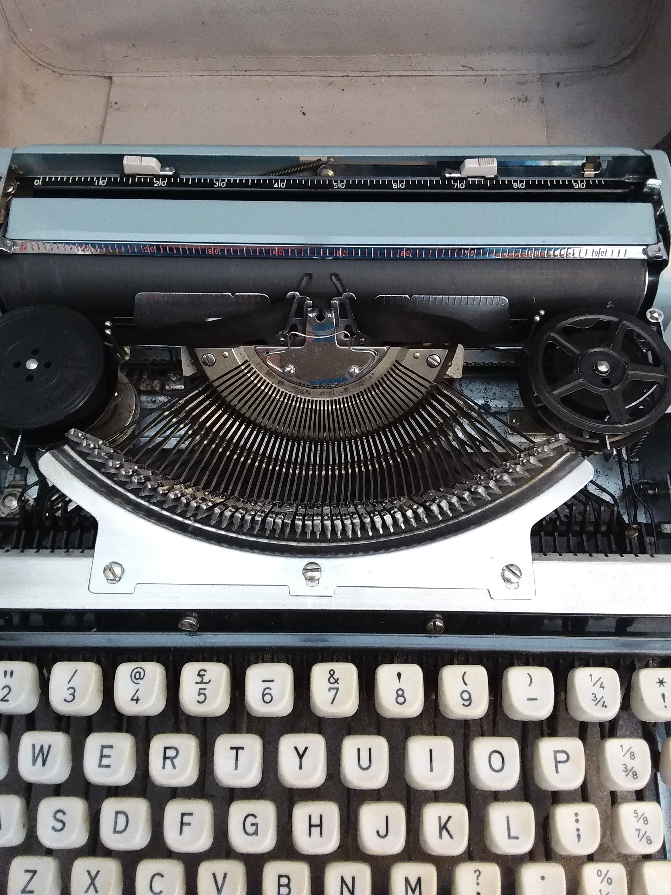 Vintage Typewriter Brother Deluxe Made in Nagoya Japan - Etsy