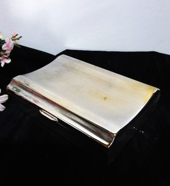 Cigarette box, State Express Cigarettes, silver metal… - Gem