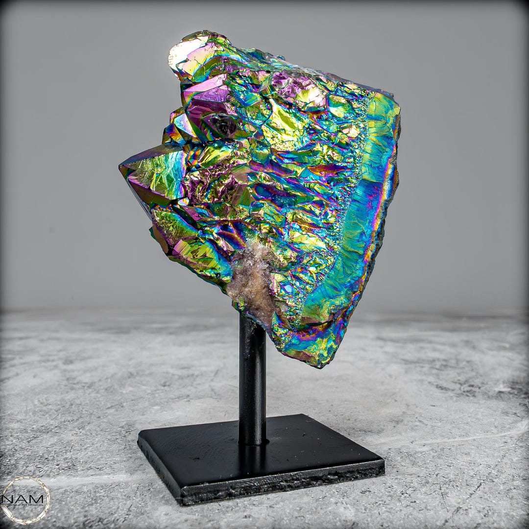Crystal Aura Amethyst on Stand – 330.33 G - Etsy
