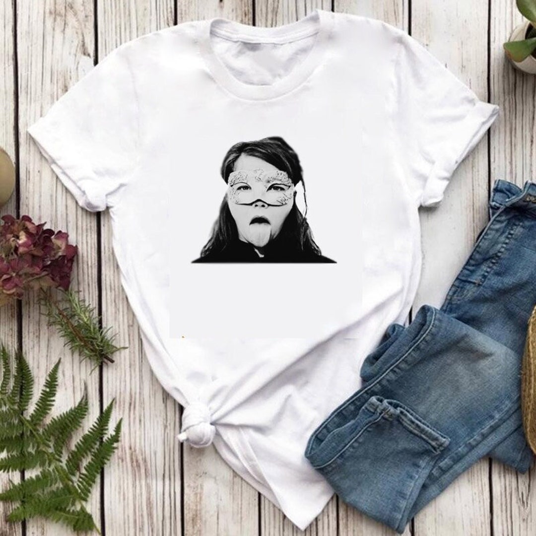 Bjork Tee, Vintage Art Print, Pop Electronic Music, Birthday Gift ...