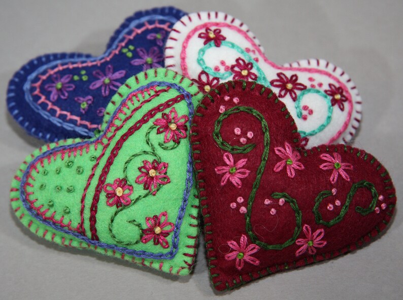 Hearts Ornament Pattern - Etsy Canada