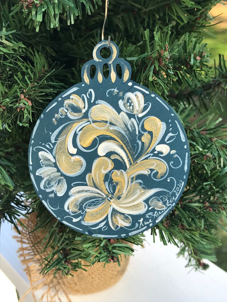 Rosemaled Wooden Round Ornaments Handpainted Choose From - Etsy