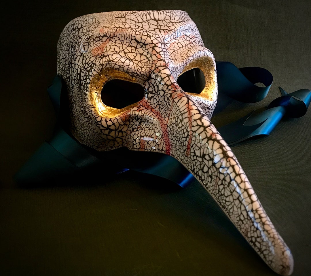 Masquerade Mask for Men. Capitano Long Nosed Traditional Venetian Mask ...