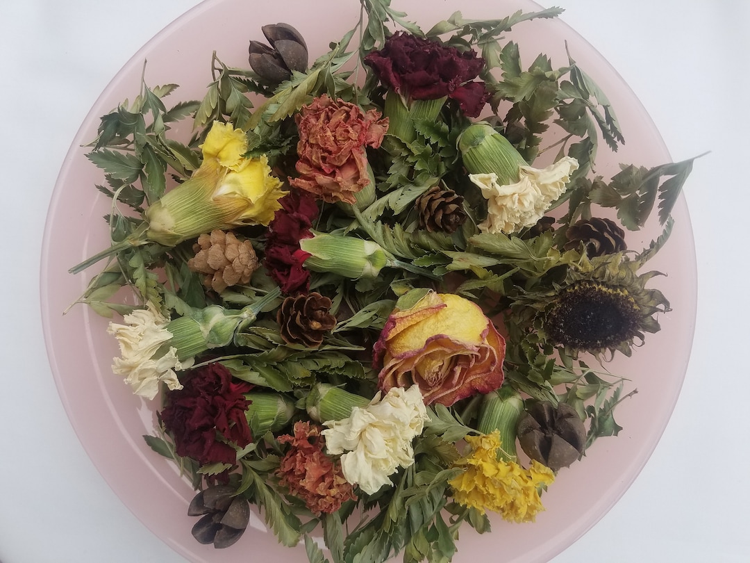 Summertime Garden Potpourri, Natural and Biodegradable Scented Decor - Etsy
