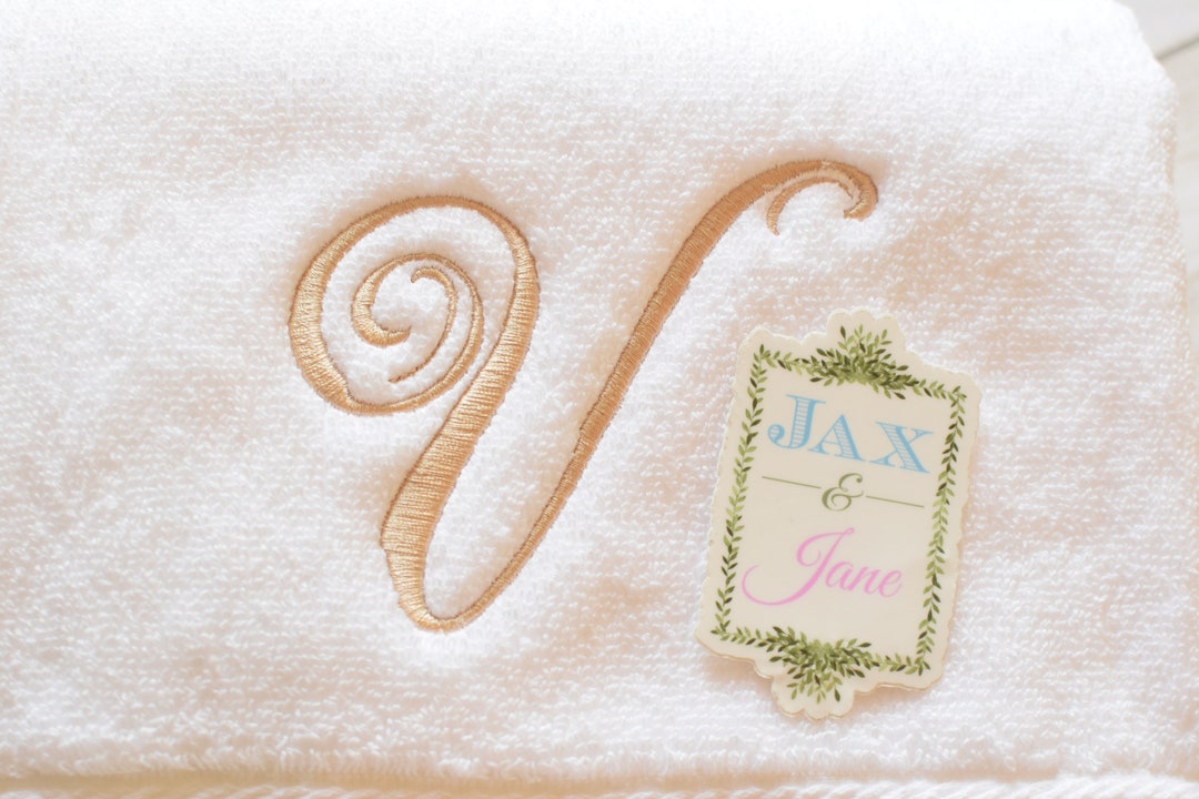 V Scroll Embroidery Design, V Embroidery Design, V Font, Fancy V Font ...