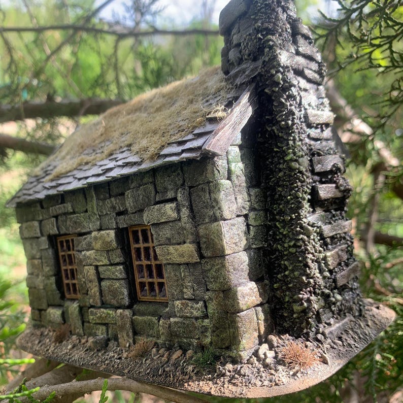 Miniature Stone Cottage for Dnd | Handmade Fantasy Diorama | Tabletop ...