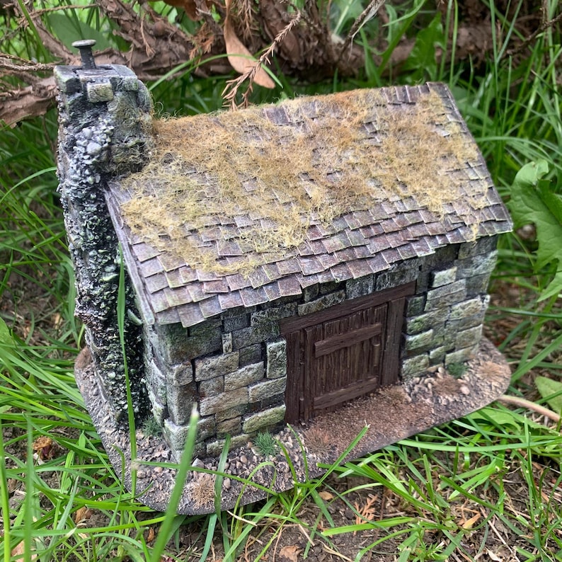 Miniature Stone Cottage for Dnd | Handmade Fantasy Diorama | Tabletop ...