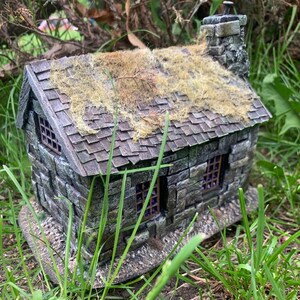 Miniature Stone Cottage for Dnd | Handmade Fantasy Diorama | Tabletop ...