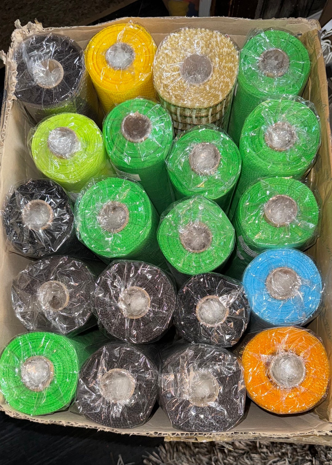 Mesh Destash Box… 20 Rolls of High Quality 21” Mesh! - Etsy