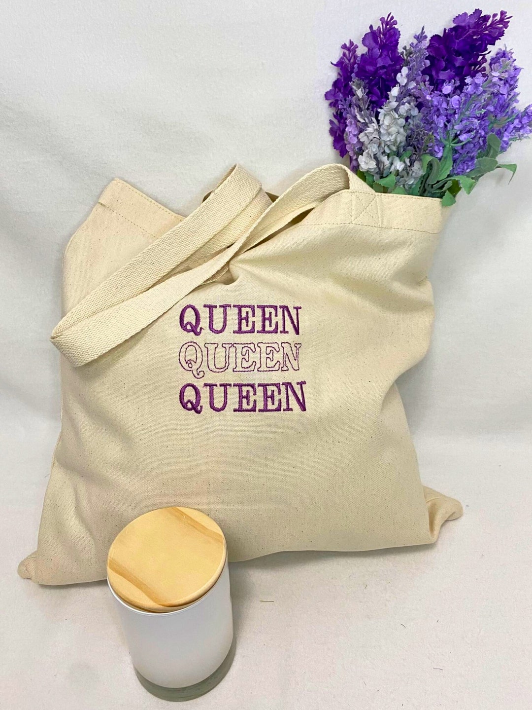 Elegant Queen Tote Bag Empowering Market Tote for Royalty, Stylish ...