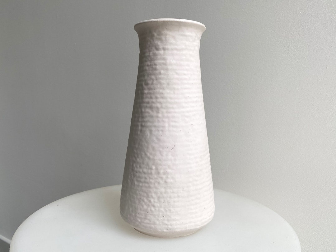 Vintage White Ceramic Jasba Vase, German Ceramics - Etsy