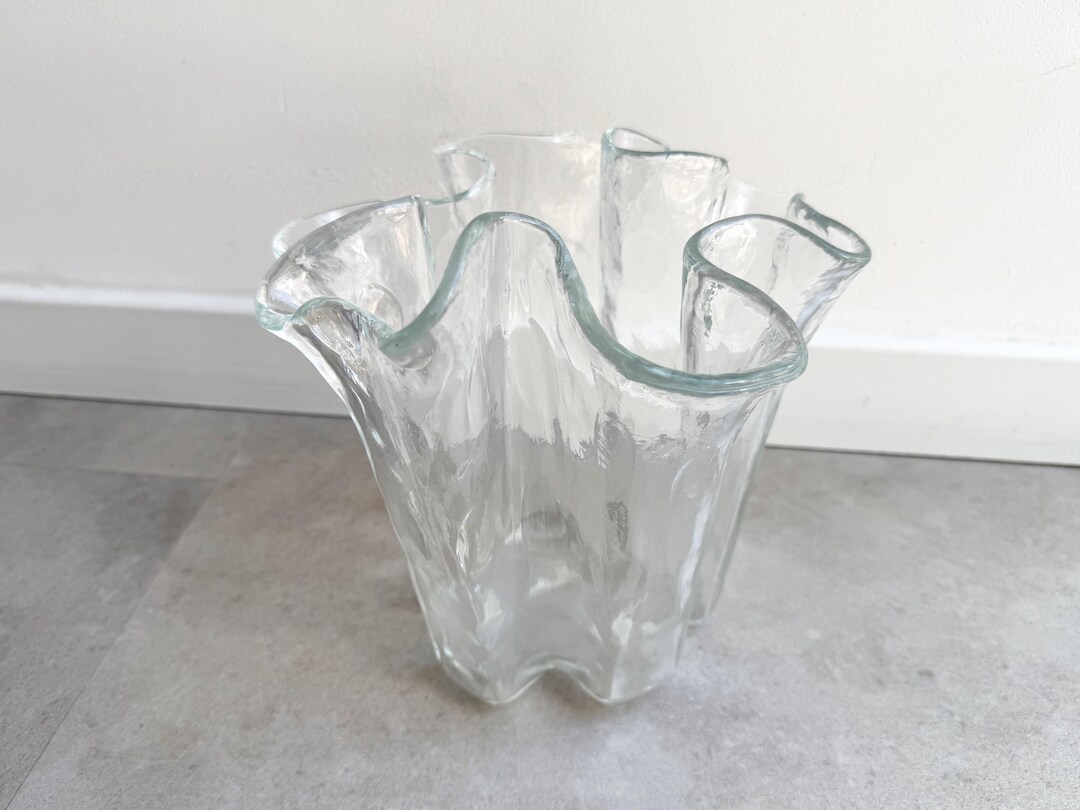 Vintage MUURLA Clear Folded Glass Vase With Dots - Wave - Etsy
