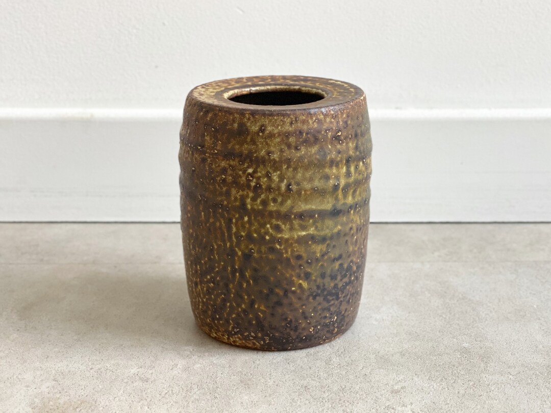 RESERVED - Small Vintage Mobach Ceramic Vase - Etsy