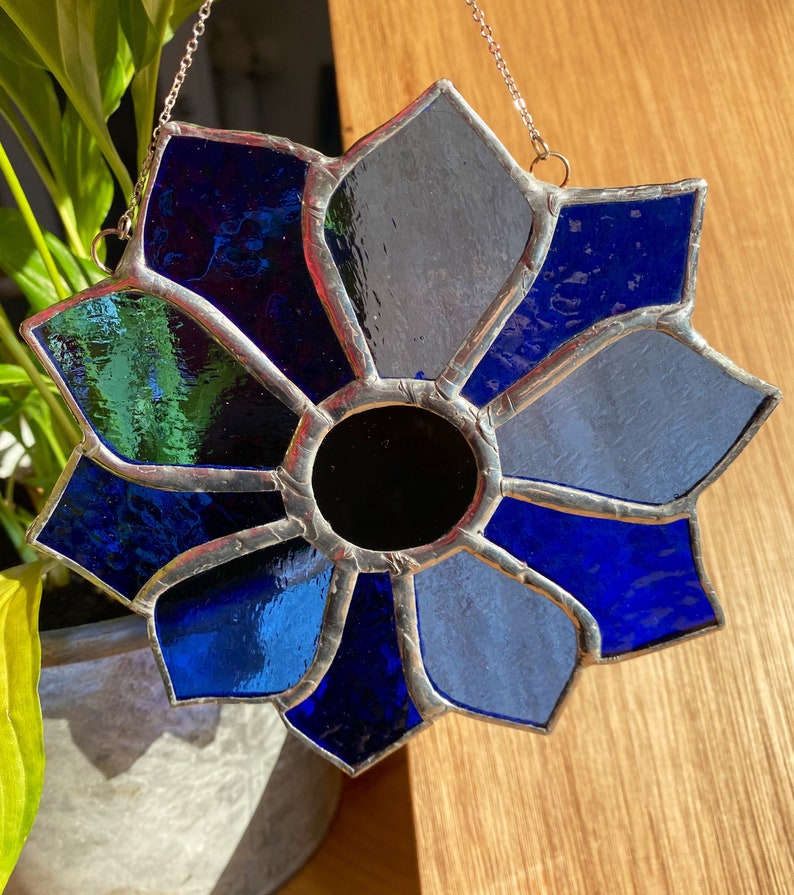 Blue Glass Flower Suncatcher - Etsy