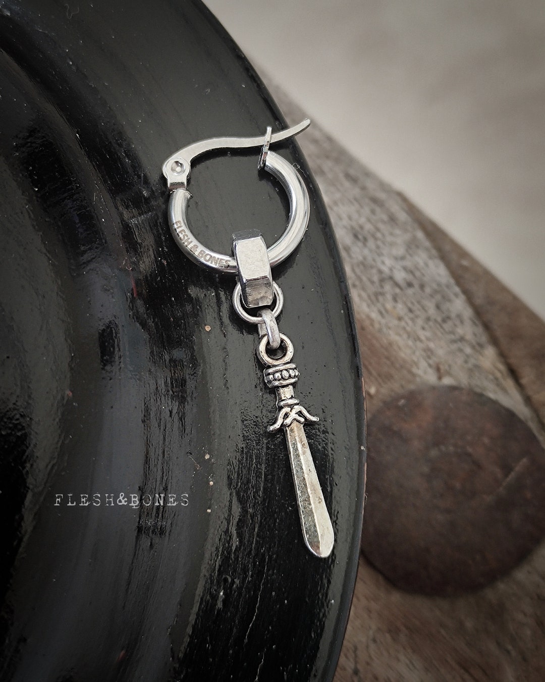 CONQUER Antic Sword, Boucle D'oreille Mono Alternative Pour Hommes Et ...