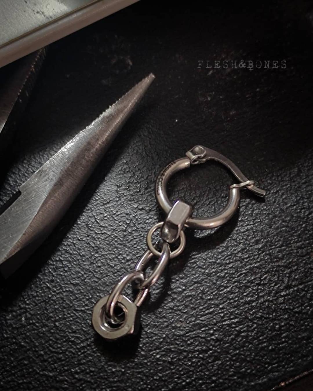 Hex&chain Full Stainless Classic Mono Earring, Unisex - Etsy