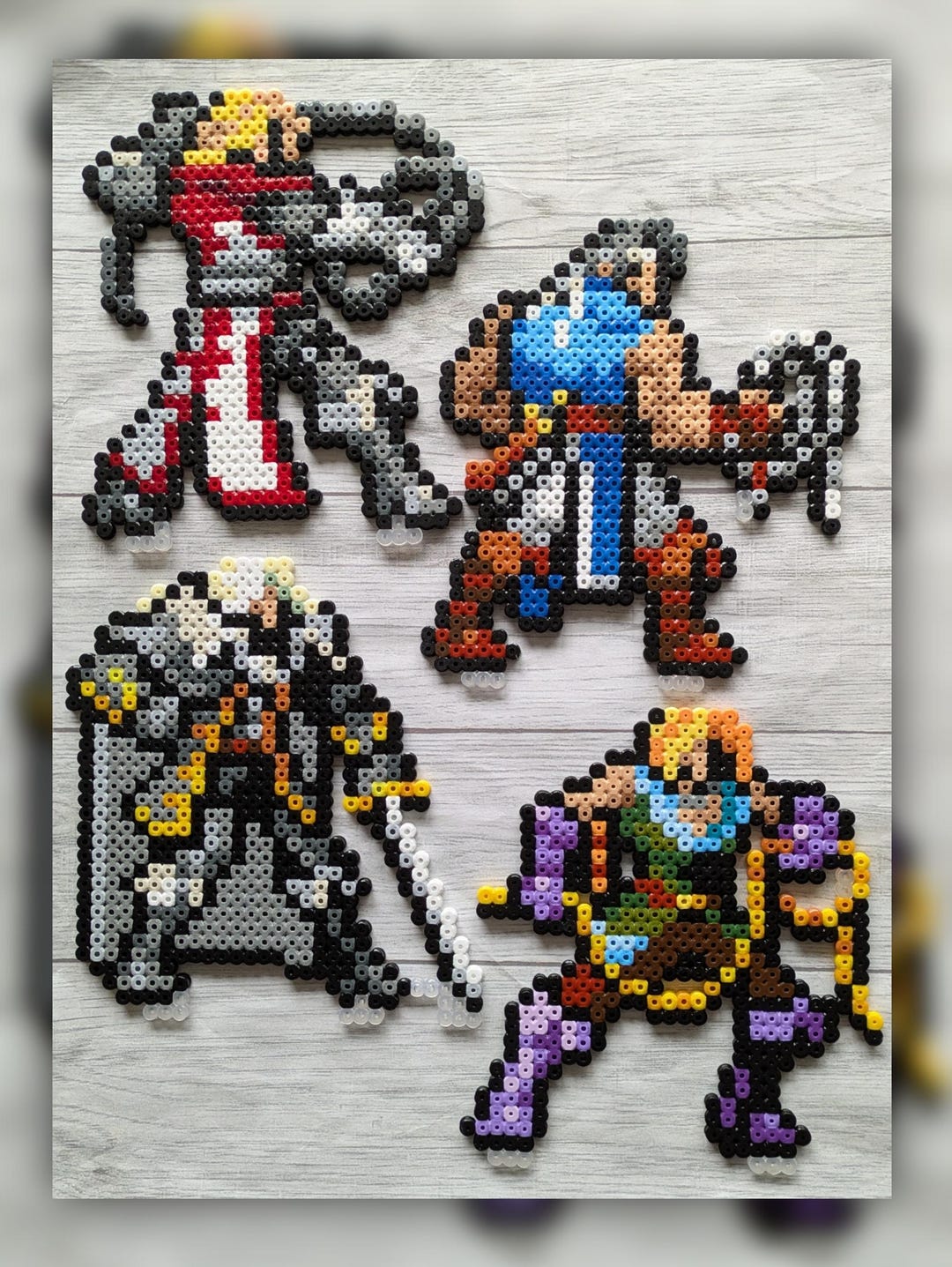 VAMPIRE SURVIVORS Castlevania Characters Made From Iron-on Beads ...