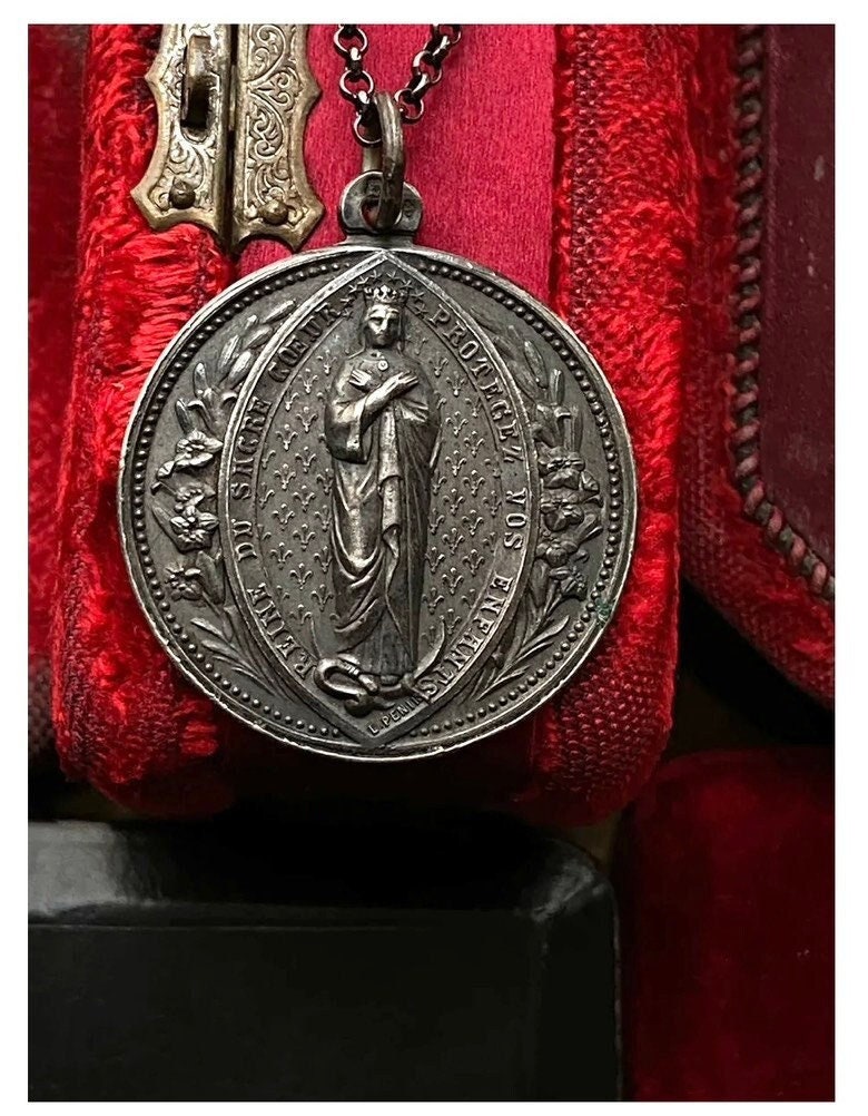 French Mother Mary Medal Signed Penin - Etsy