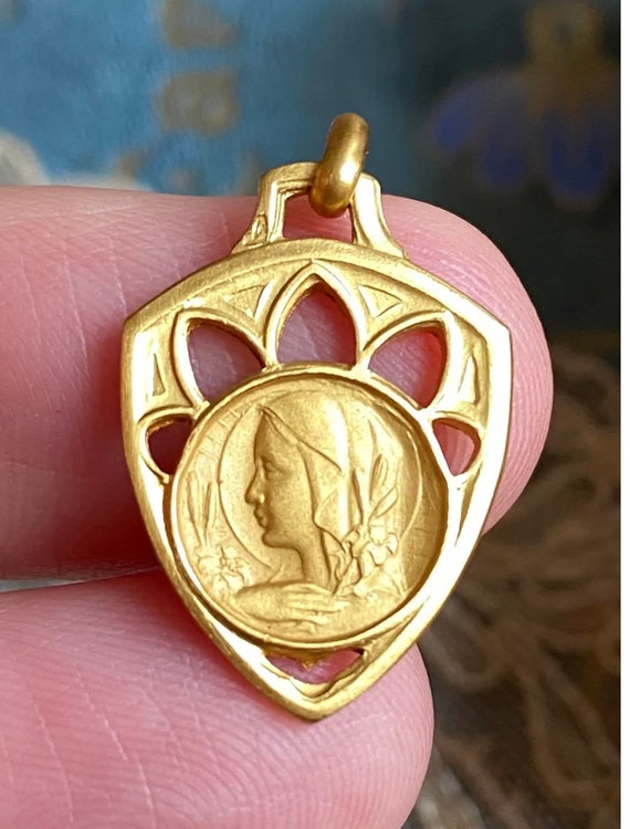 Set of French Religious Medals with Mother Mary, Cher… - Gem