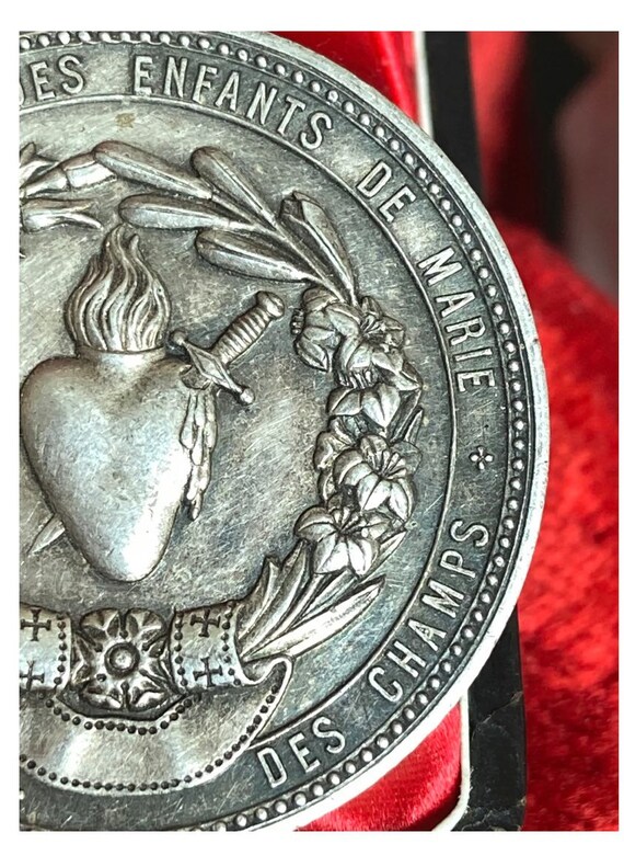 Antique French Sacred Heart Medal, Penin Poncet - Gem