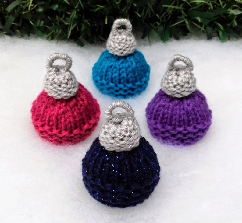 PDF KNITTING PATTERN Mini Christmas Baubles Ferrero Rocher Cover ...