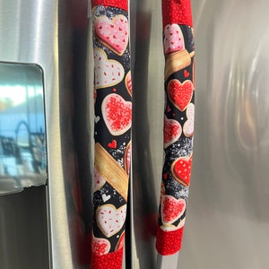Refrigerator Door Handle Covers & Hanging Towel Valentines Sweets Theme ...