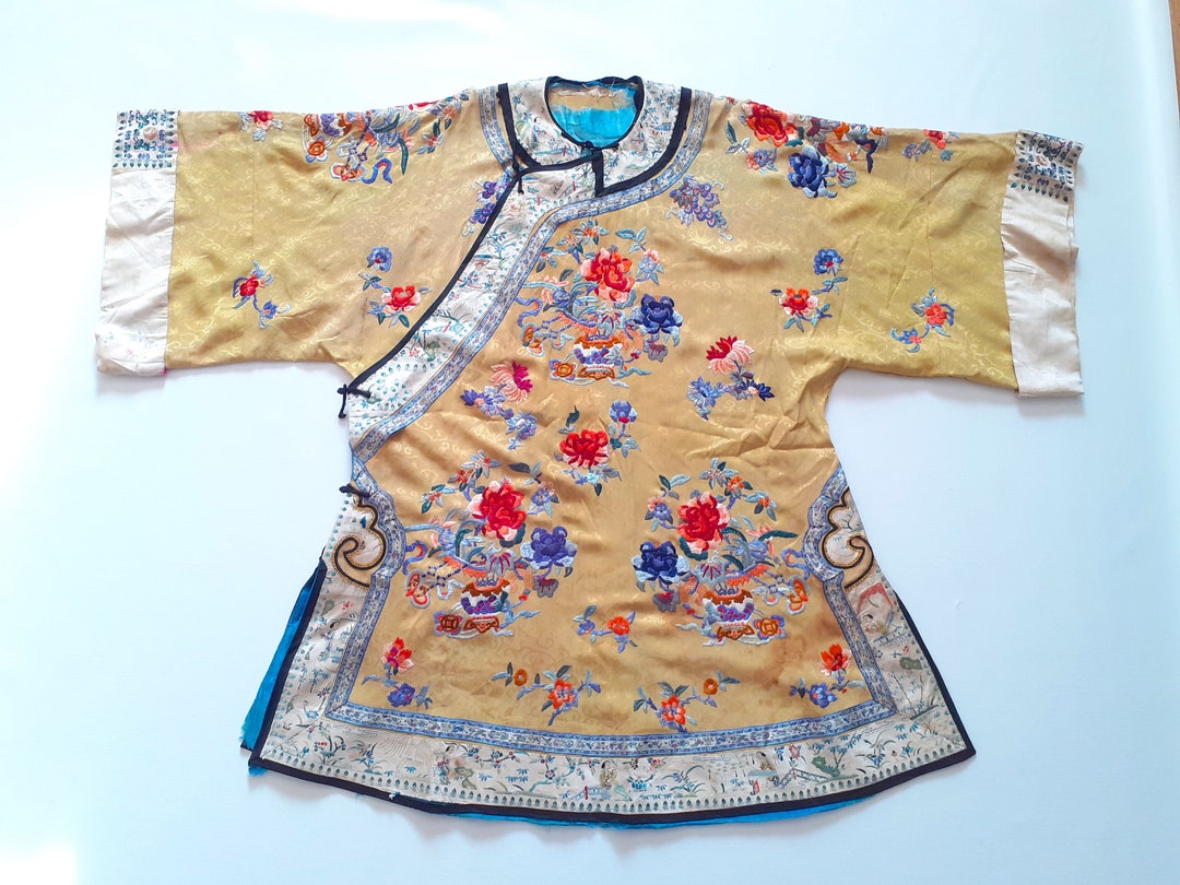 Antique Chinese Robe | Qing Period | Embroidered Silk | - Etsy