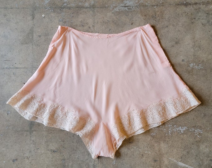 Vintage 1930s Tap Pants | Pink With Cream Lace | Button on Side | High ...