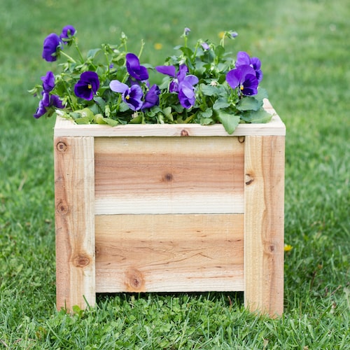 Cedar Flower Planter Box - Etsy