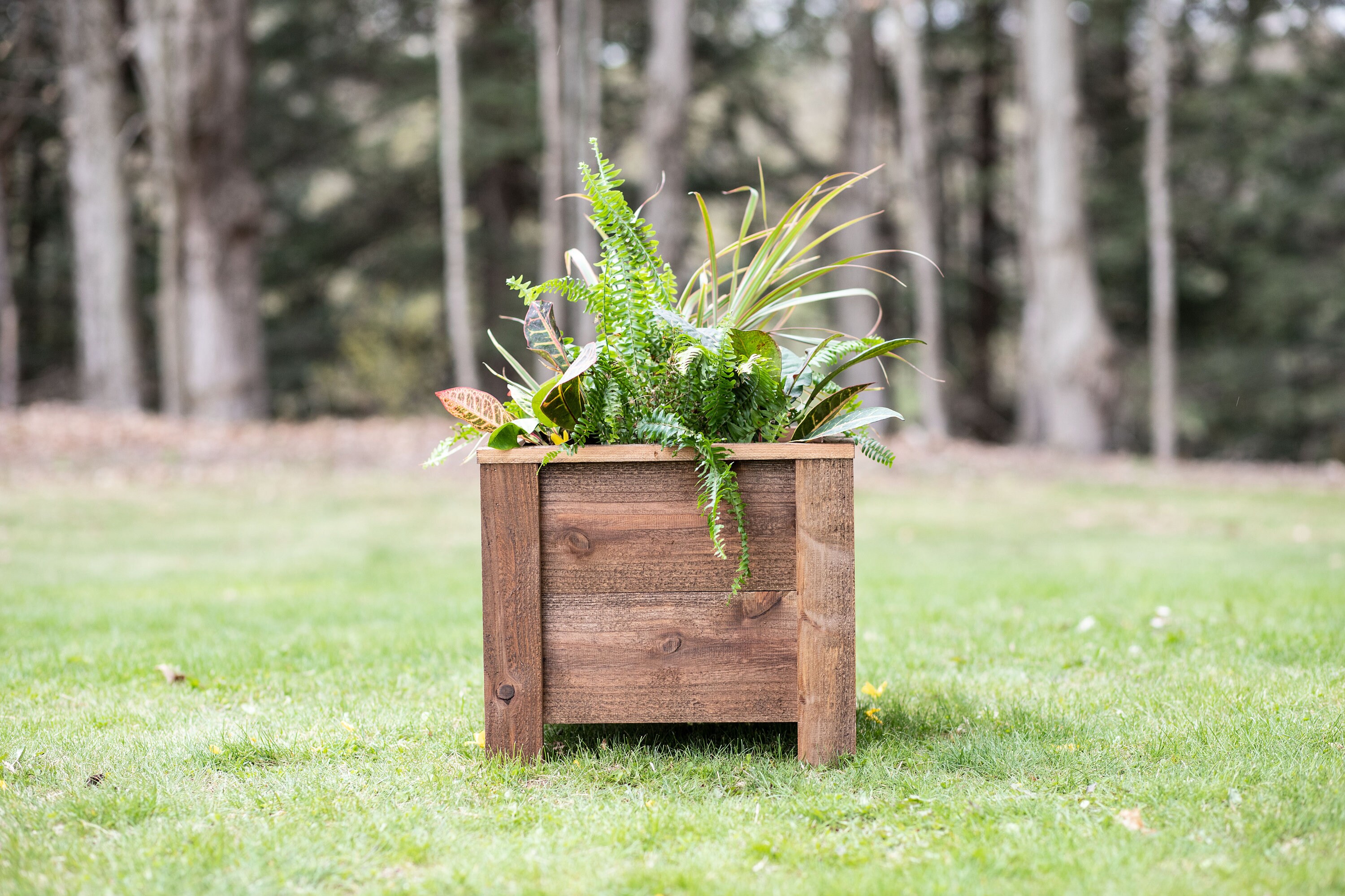 Square Cedar Planter Box: Outdoor Deck Decor - Etsy