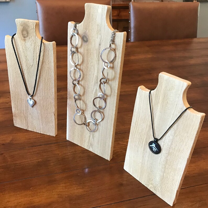 Necklace Display Stand in Raw Cedar Wood Jewelry Display - Etsy Israel