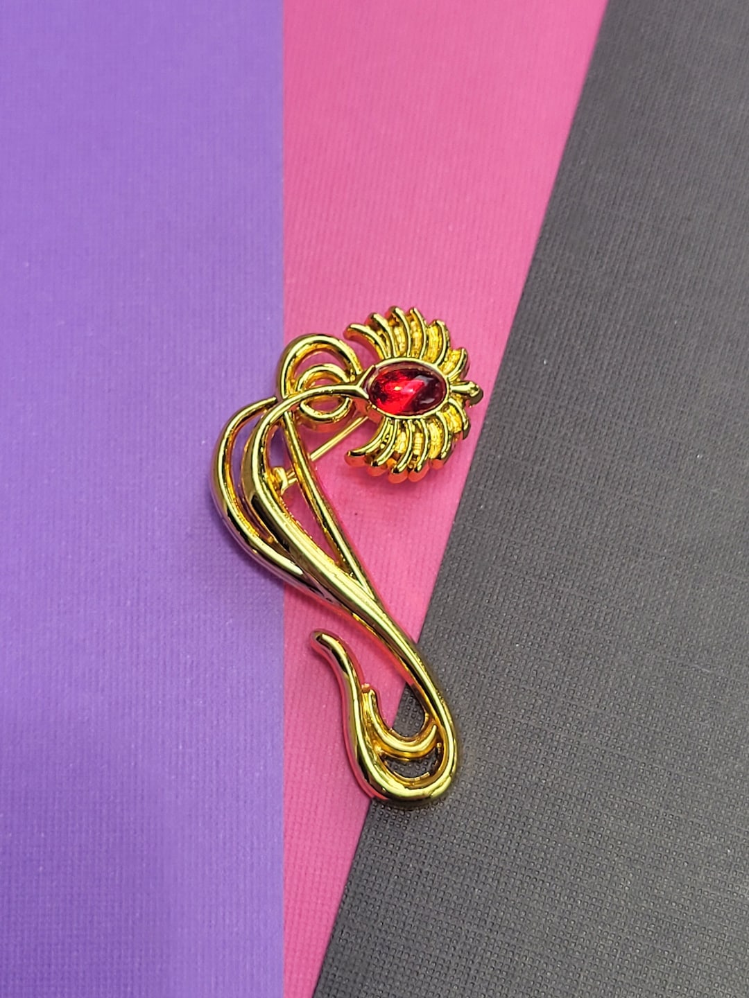 Medium Death Becomes Her Pin Brooch Cosplay Prop - Etsy
