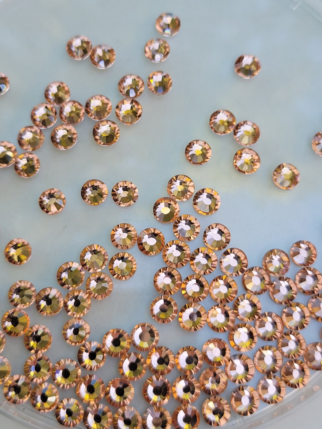 Rose Gold Carrington Crystal Glass Flat Back 16SS Rose Gold #122 Gross ...