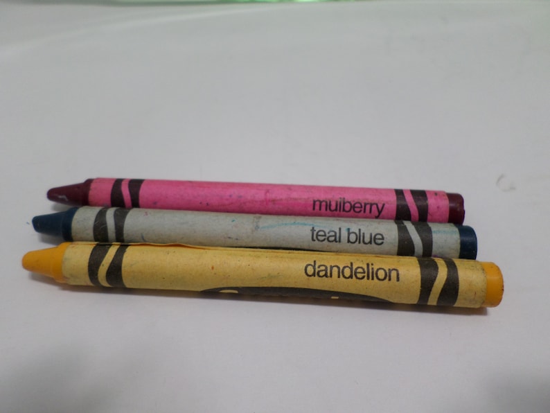 Retired Vintage Crayola Crayons Mulberry, Teal Blue, Dandelion - Etsy