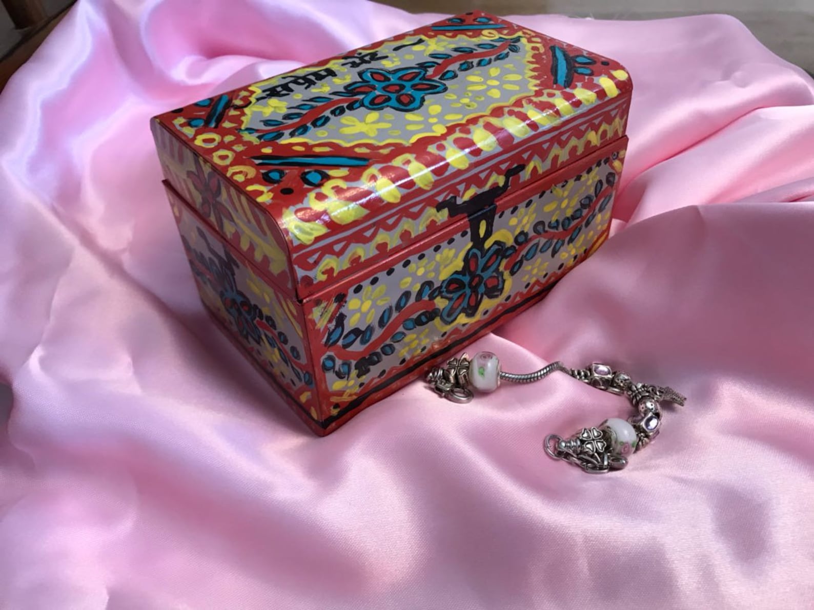 Hand Painted Trinket Box: "sandook" - Etsy