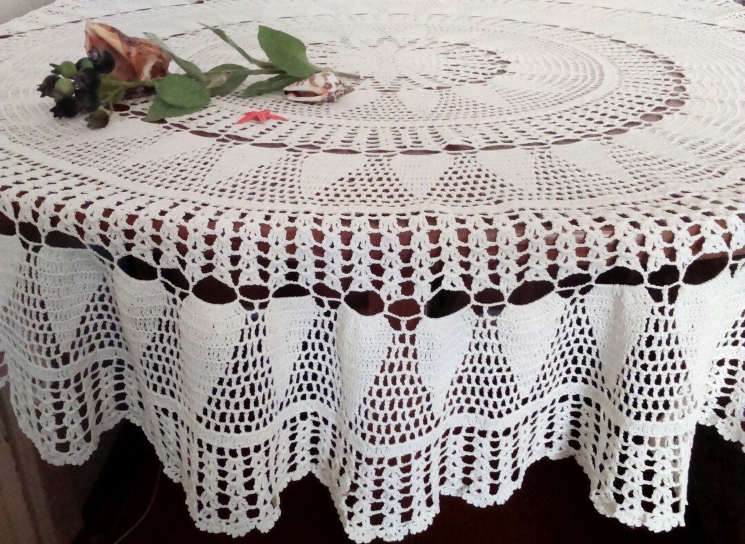 Vintage Round Tablecloth. Lace Tablecloths. Old Crochet Tablecloth ...
