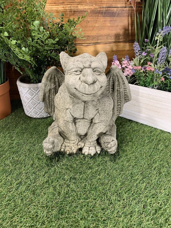 Gargoyle Garden Statues And Ornaments